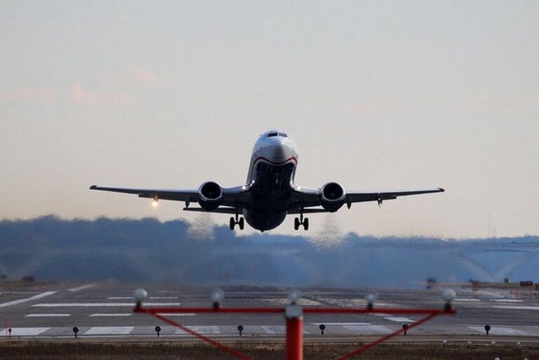Lamezia Terme - Praga, nuovo collegamento aereo in Calabria - Calabria ...